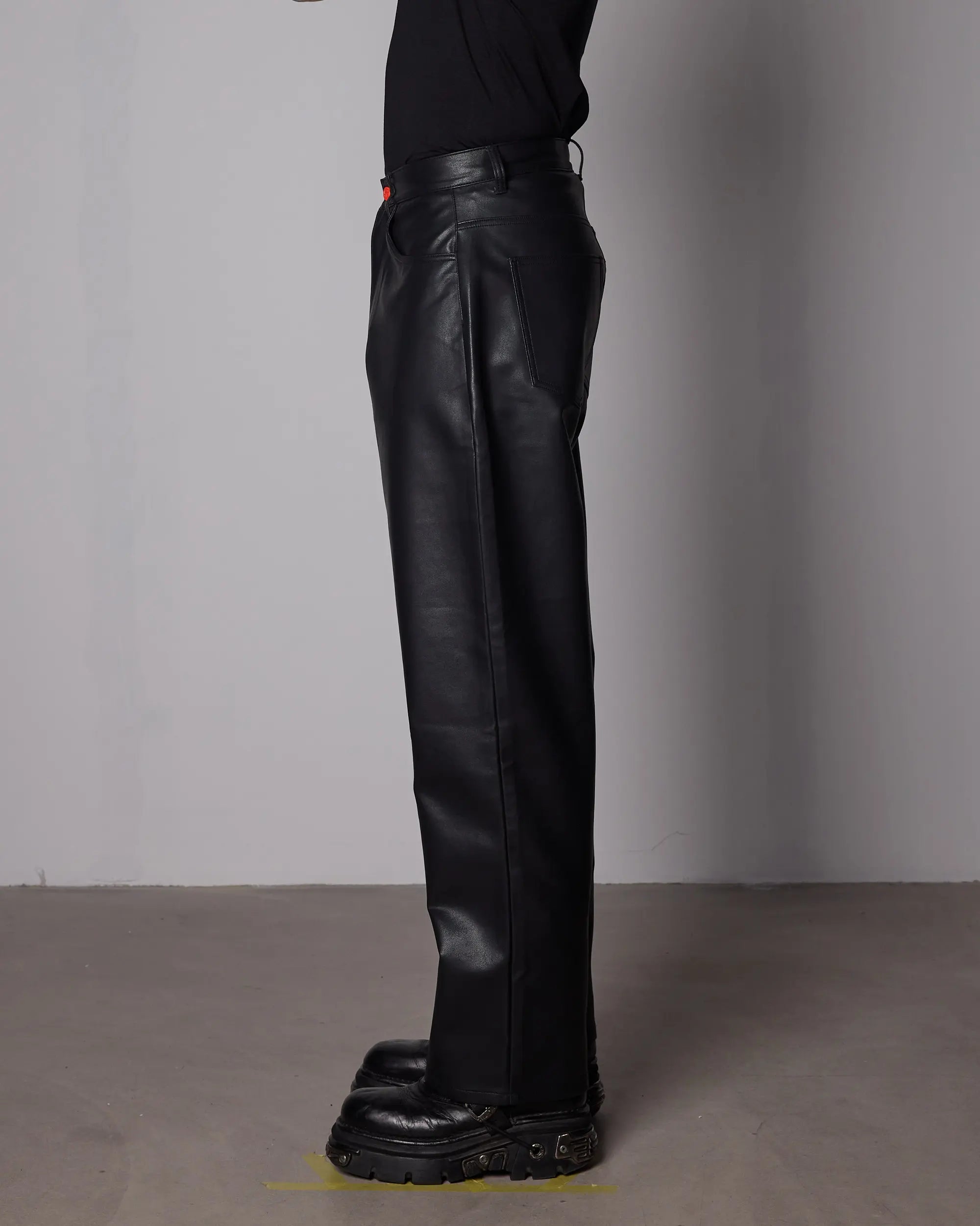 Super Loose Reg - Fake Leather – MANE by Stable